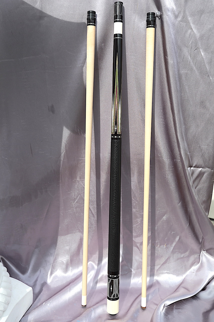 Richard Black – SOLD – Cornerstone Custom Cues|Billiard & Pool Cues